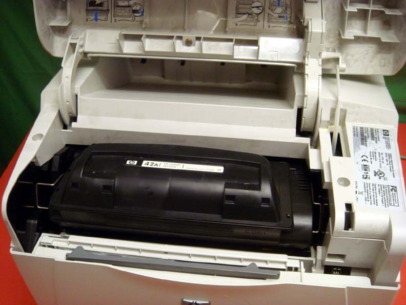 HP LaserJet 4240 4240N 40PPM Network Printer Q7785A 2K